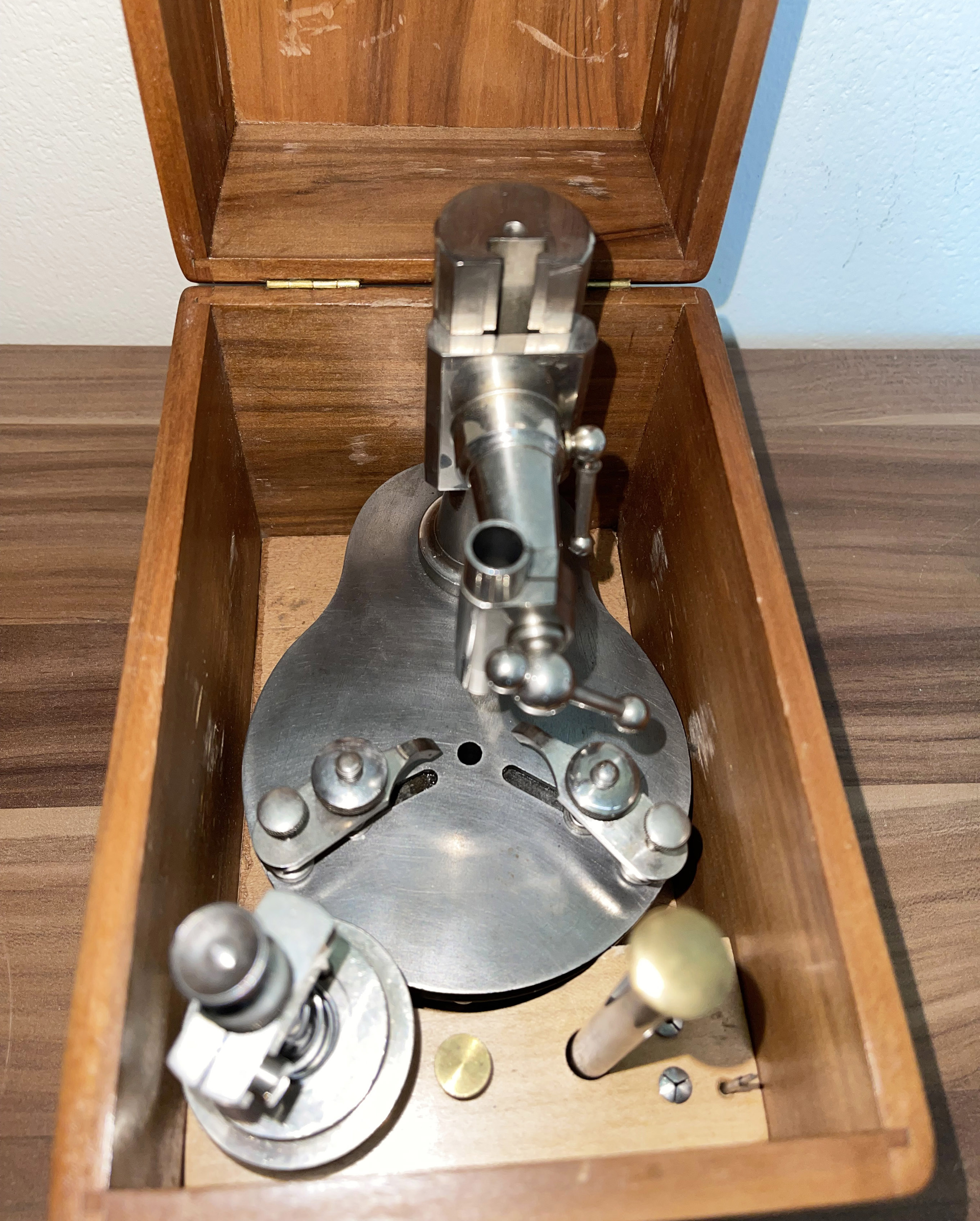 Leinen and Boley & Leinen Precision Drilling Machine